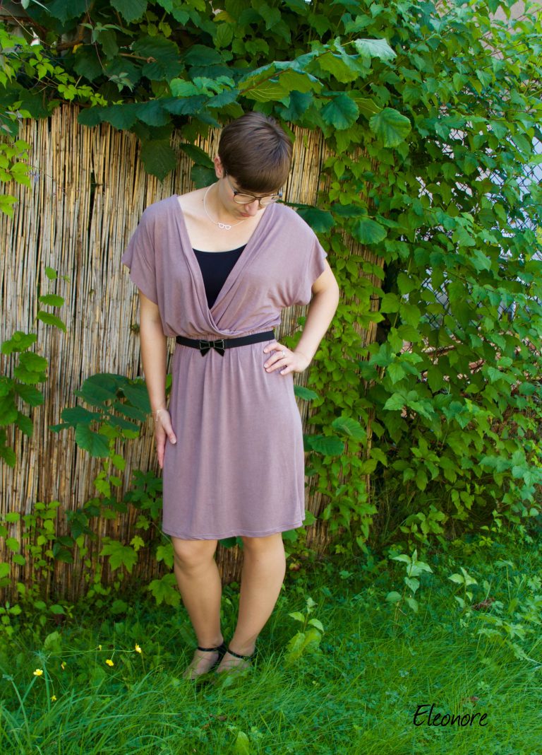 12 Colors of handmade fashion - violett